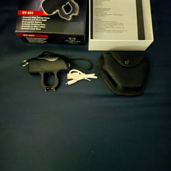 Other | Snake Eye Taser St87 | Poshmark